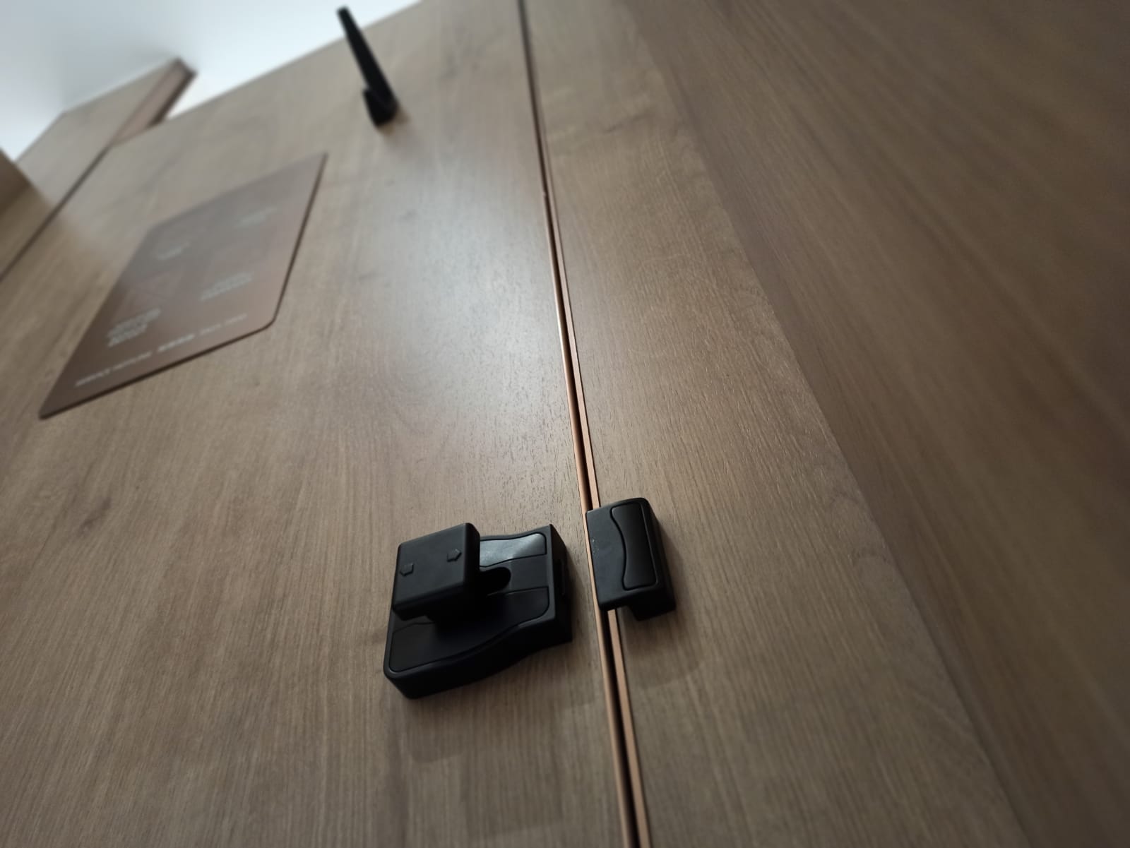 Metlam HK | Cubicle System Expert and Supplier of Quality Washroom ...